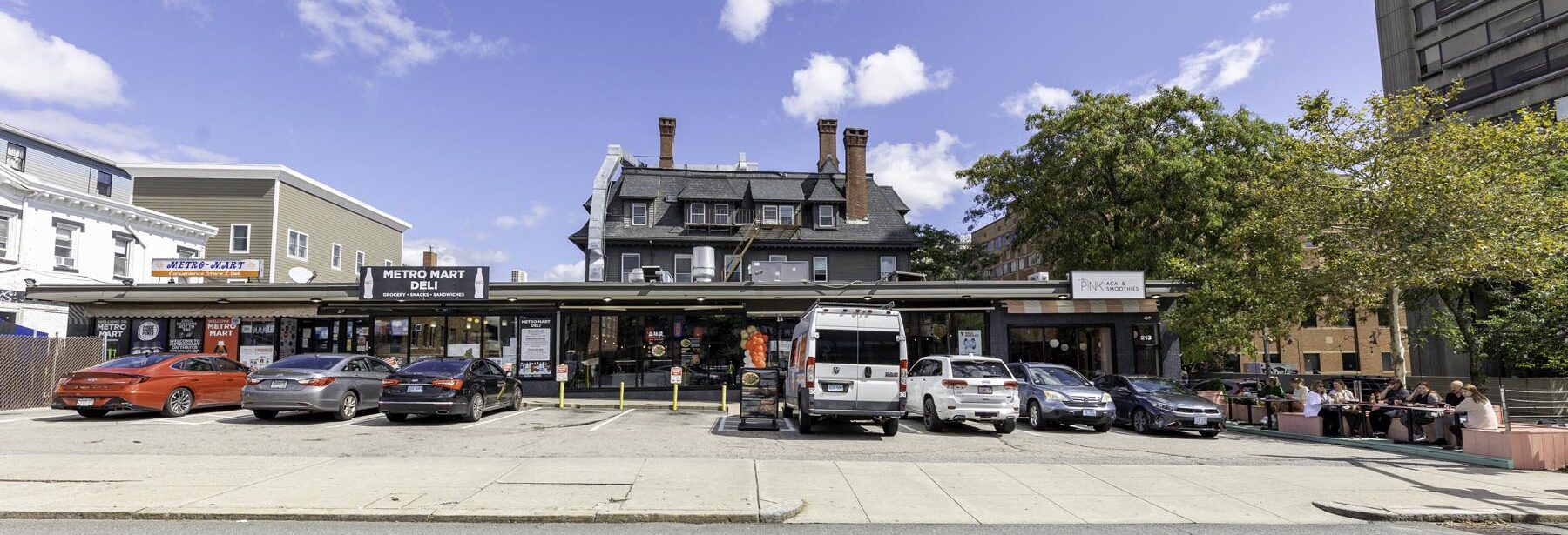 211-221 Thayer St - The Discovery Group INC